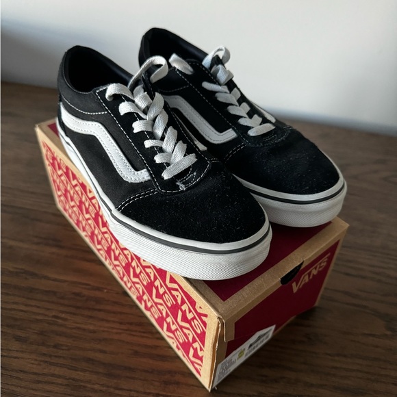 Vans | Shoes | Black Size 3 Vans | Poshmark